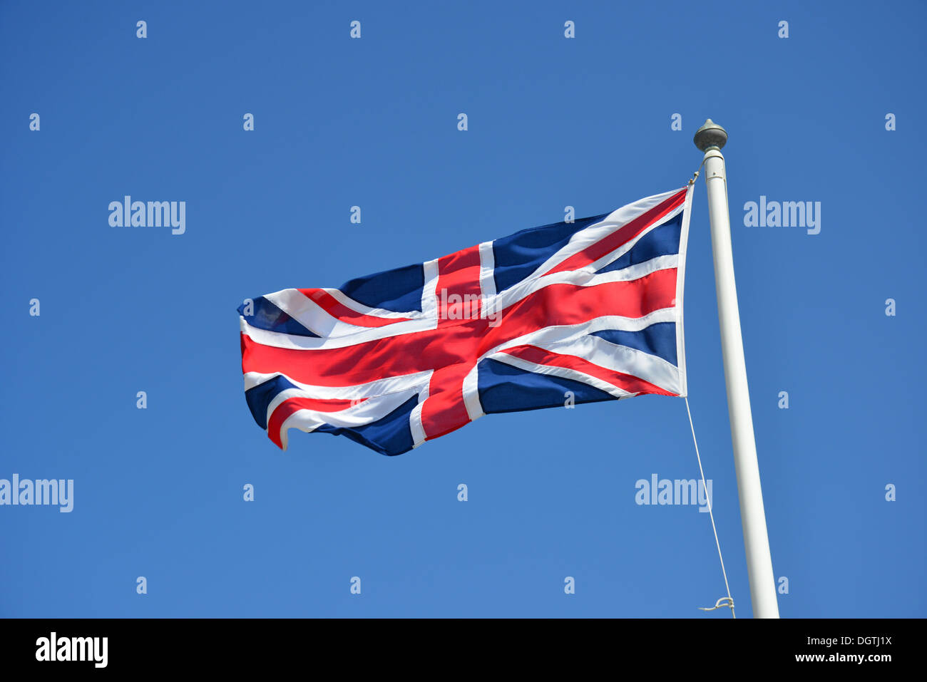 Union Jack flag at Land's End, Penwith Peninsula, Cornwall, England ...