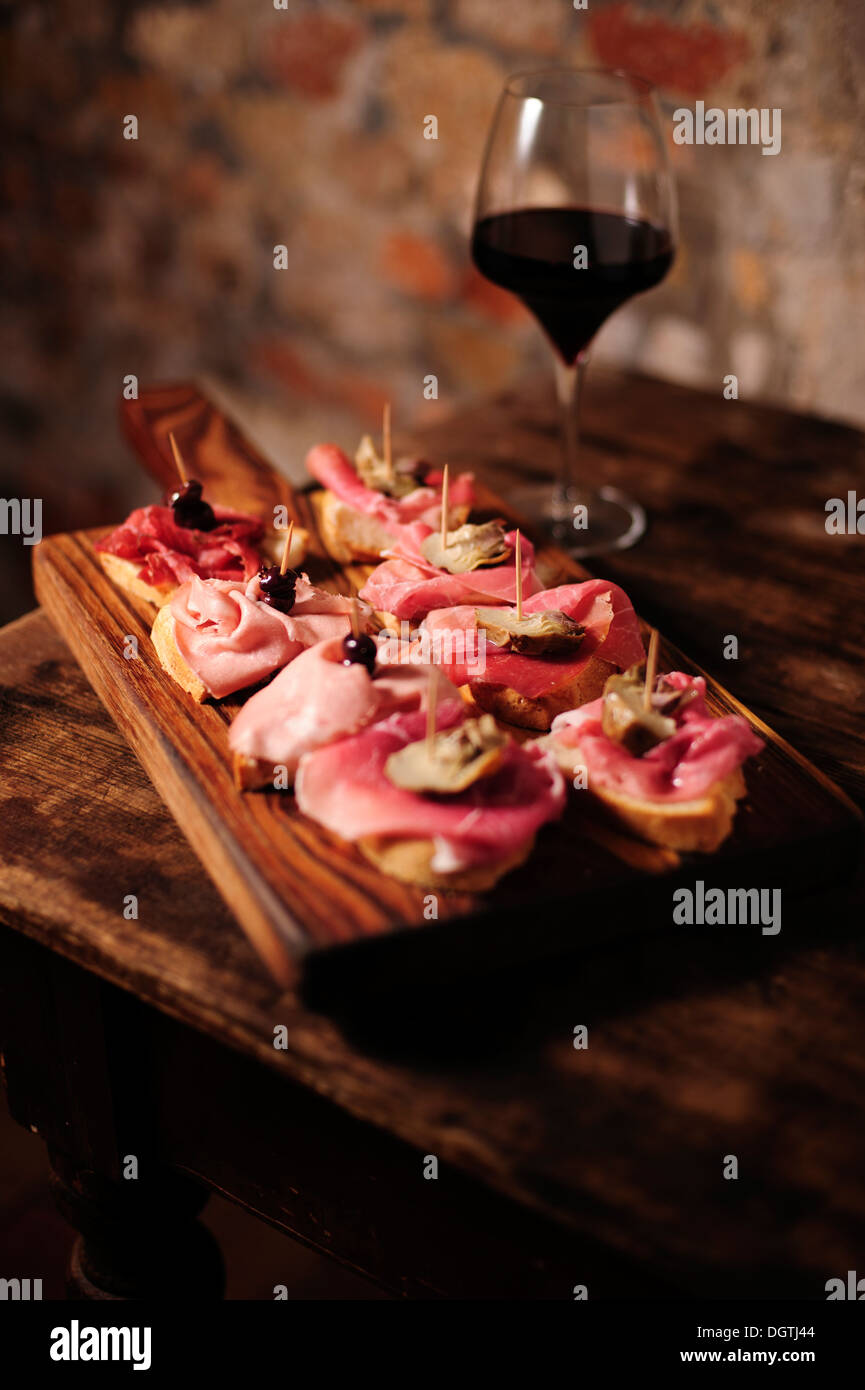 Cured meats Cicchetti appetizers at La Mascareta Restaurant, Venice ...