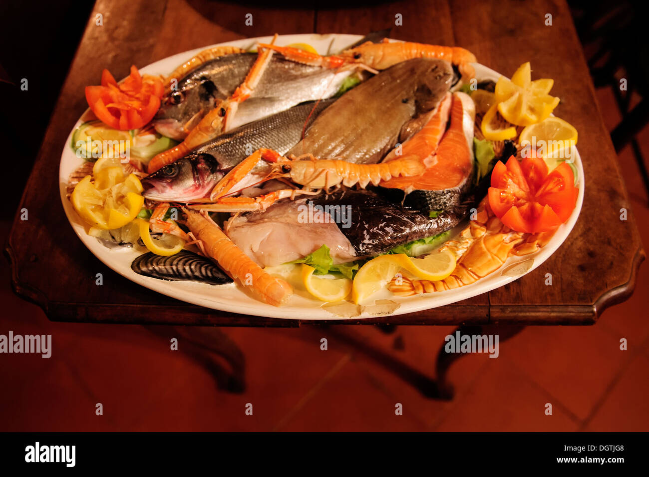 Seafood platter italy hi-res stock photography and images - Alamy