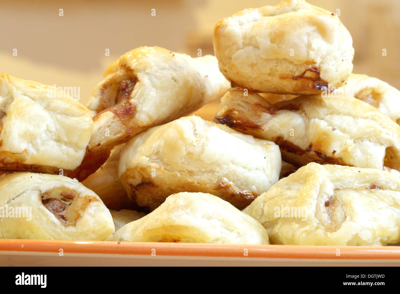 Meat pie pastry hi-res stock photography and images - Alamy