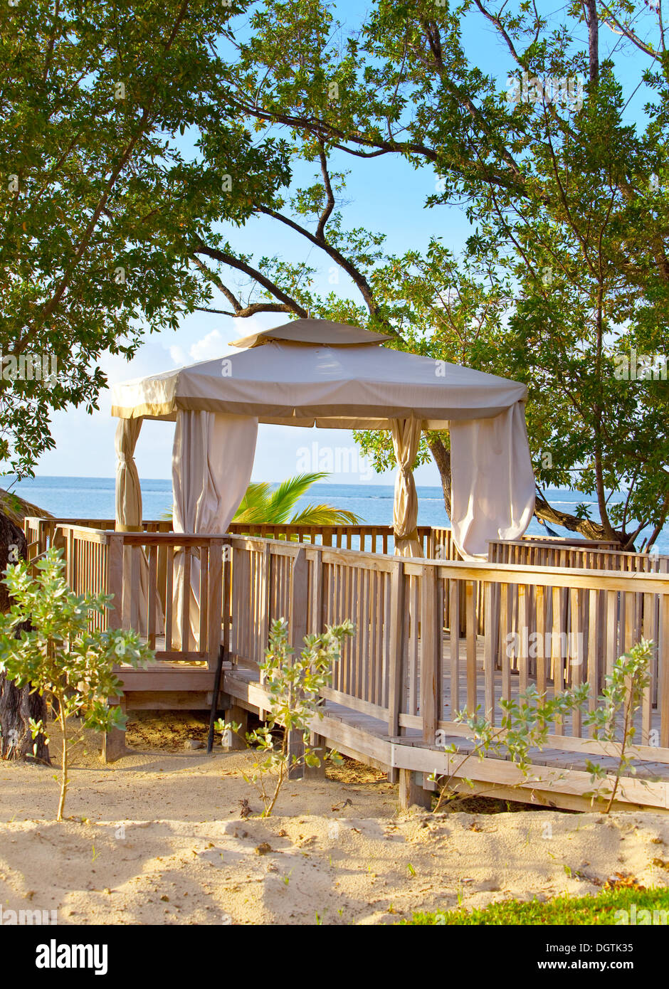 Pavilion in natural style on a beach Stock Photo - Alamy