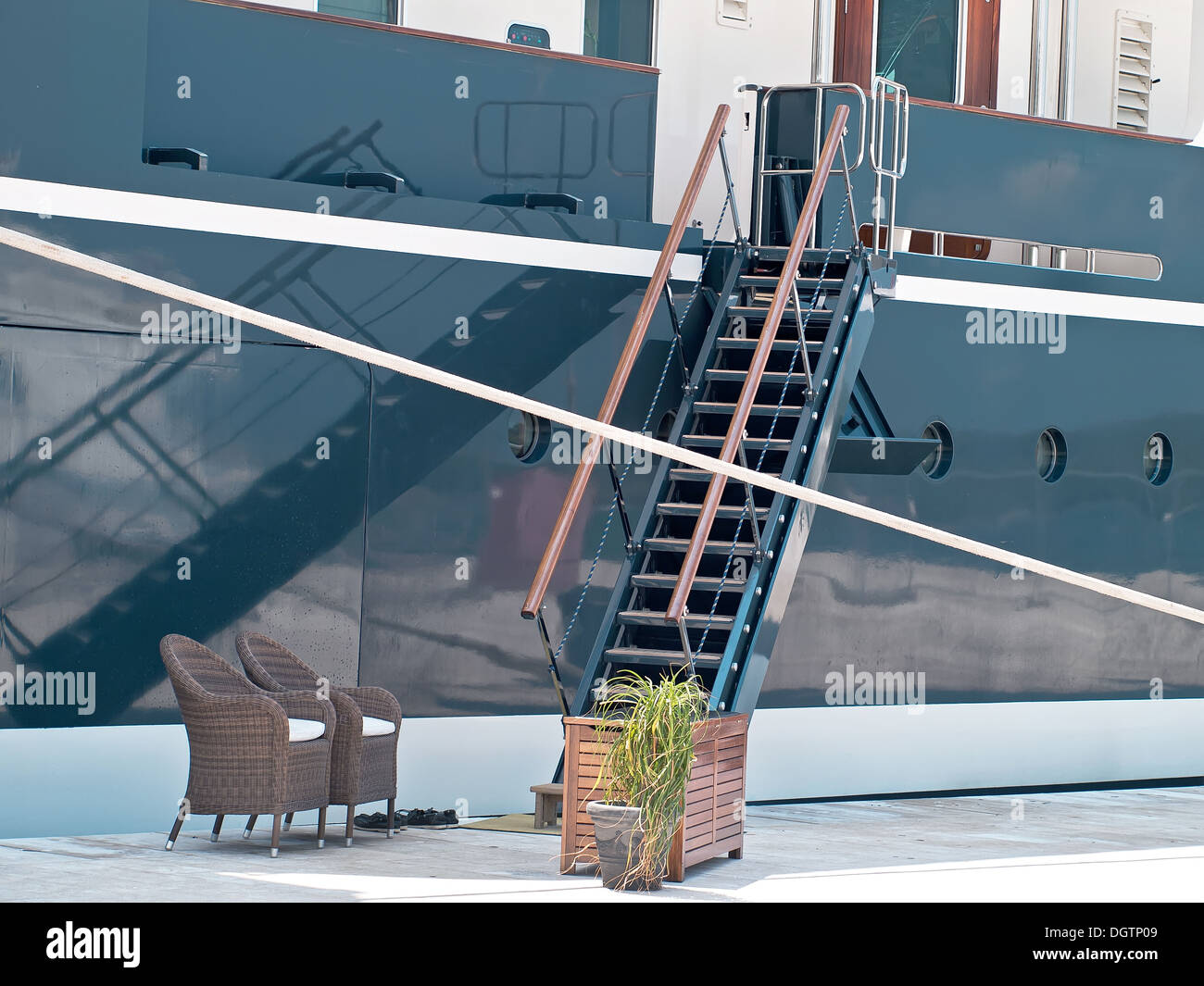 Cruise ship gangway entrance hi-res stock photography and images - Alamy