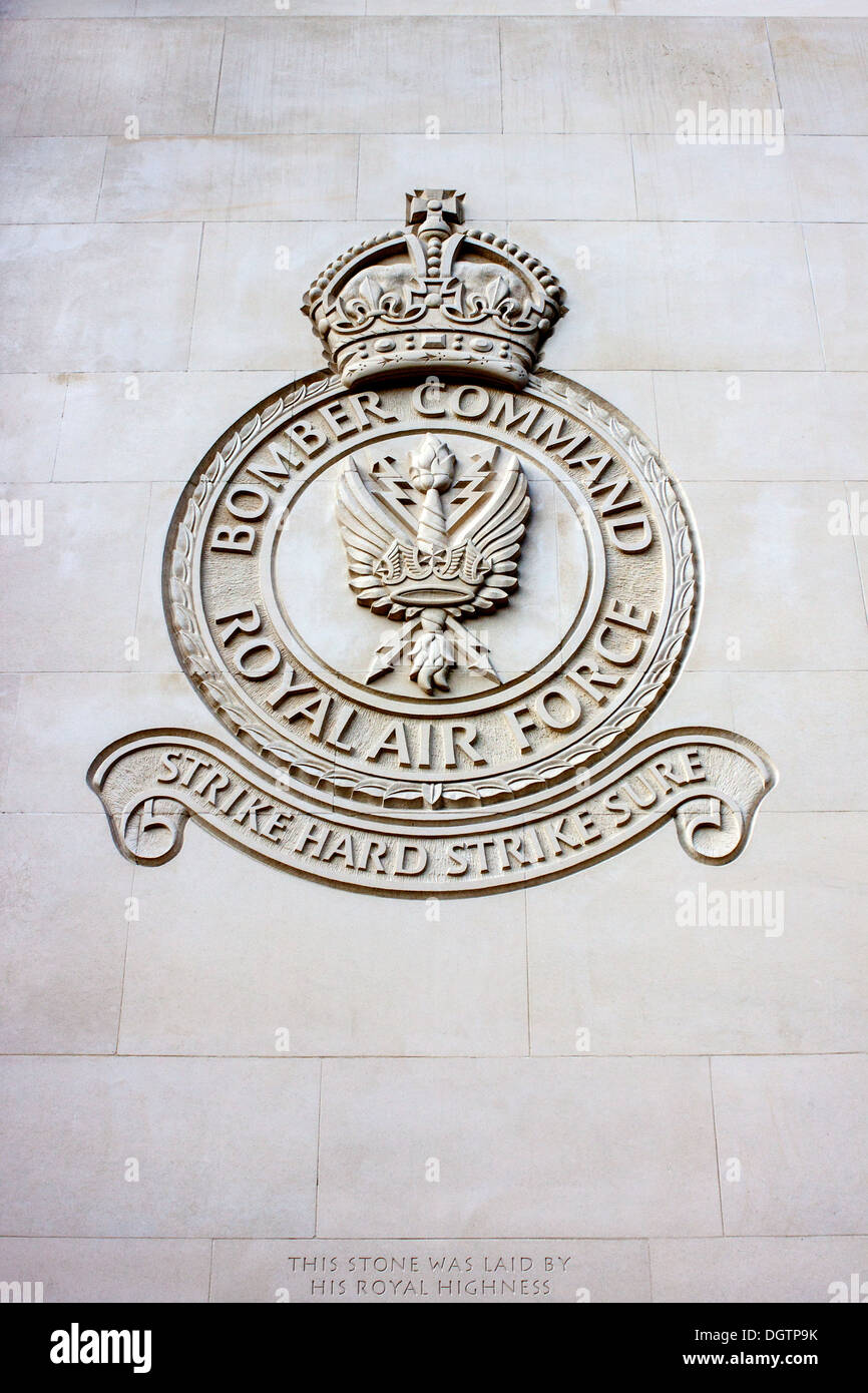 Bomber command memorial hi-res stock photography and images - Alamy