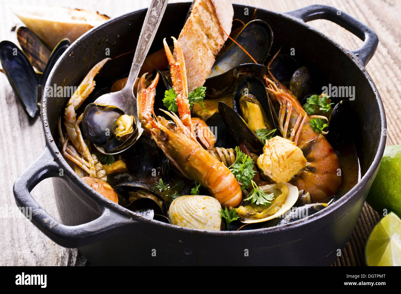 Provence stew hi-res stock photography and images - Alamy