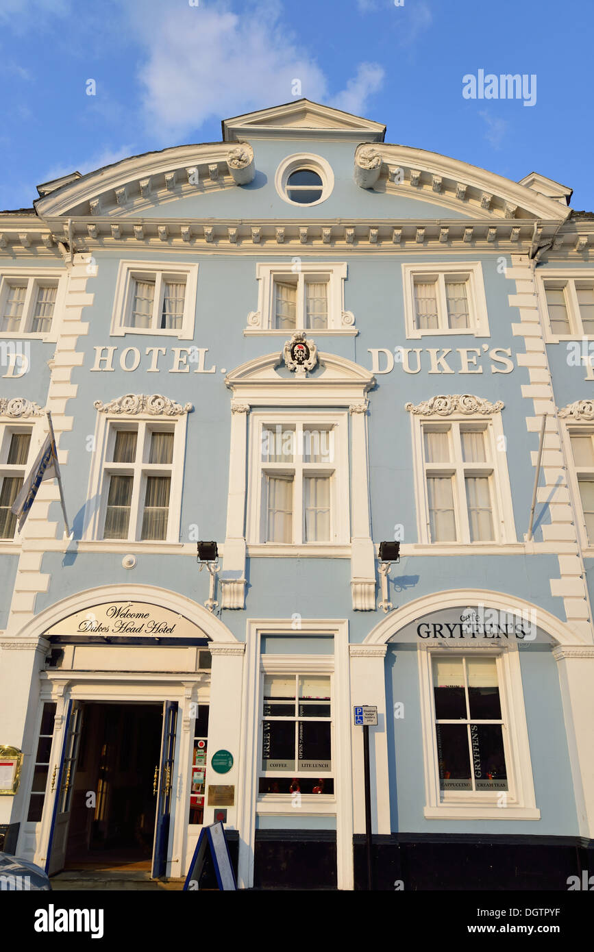 The dukes head hotel hi-res stock photography and images - Alamy