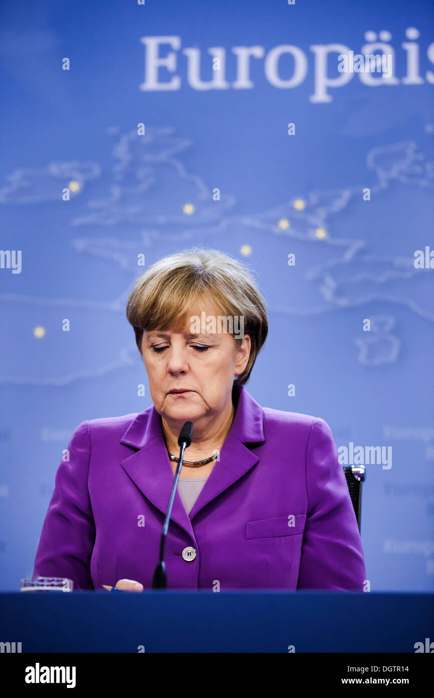 Angela merkel portrait hi-res stock photography and images - Alamy