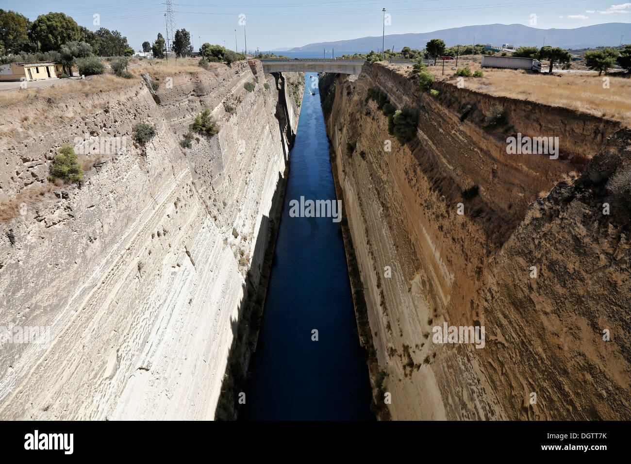 Isthmus of corinth hi-res stock photography and images - Alamy