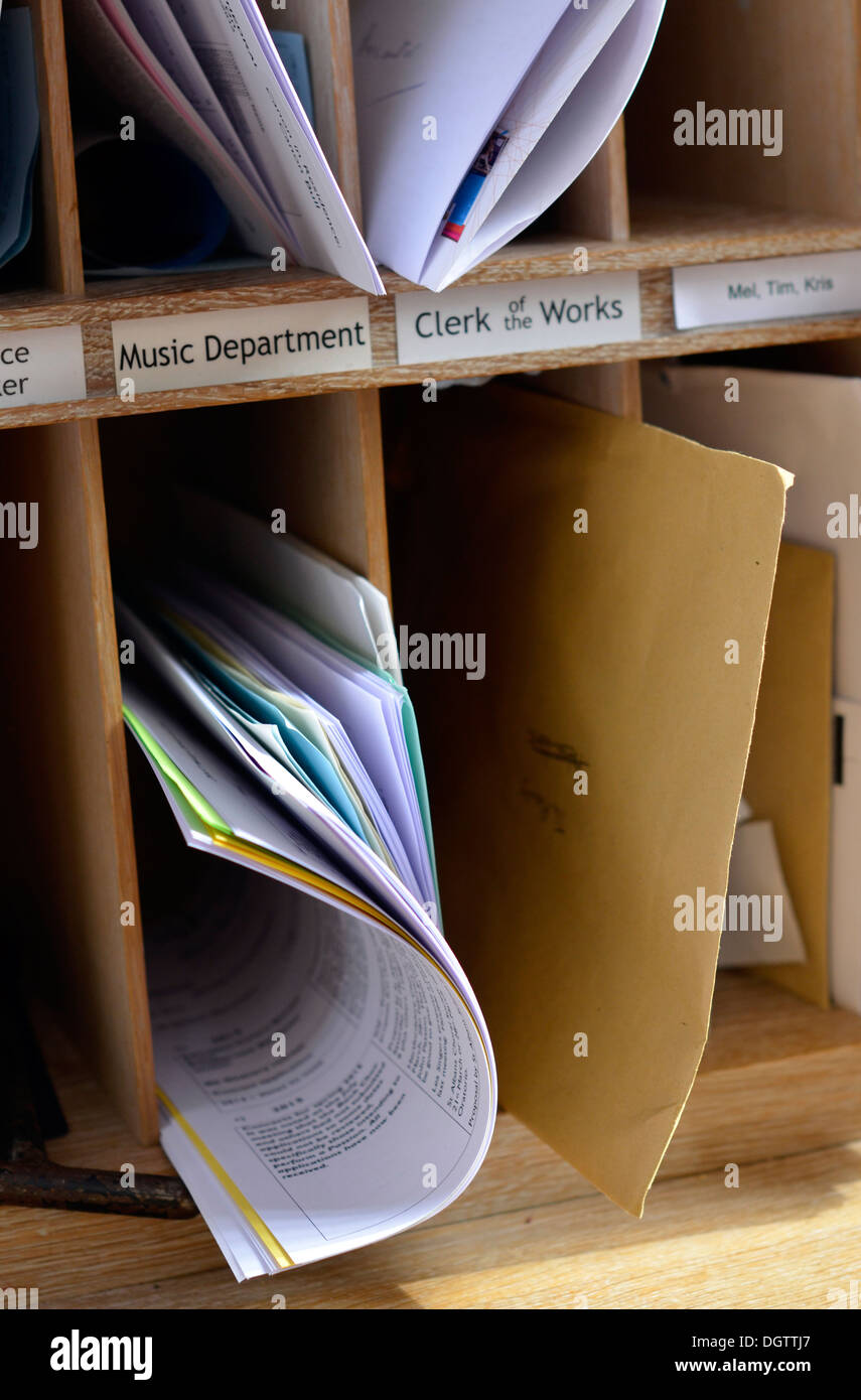 Office routine hi-res stock photography and images - Alamy