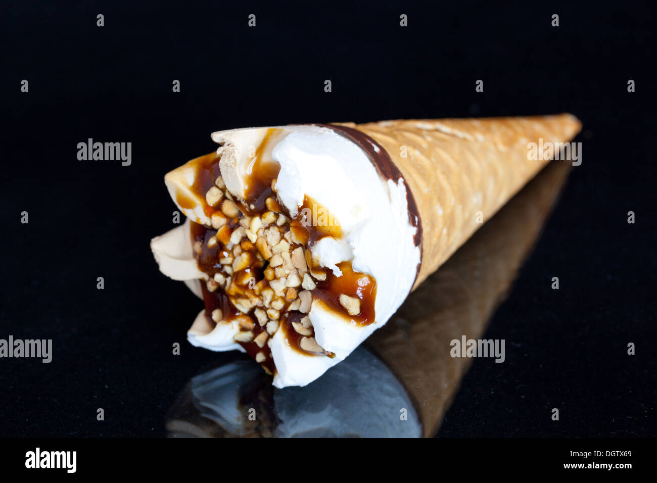 Cornetto ice cream hi-res stock photography and images - Alamy