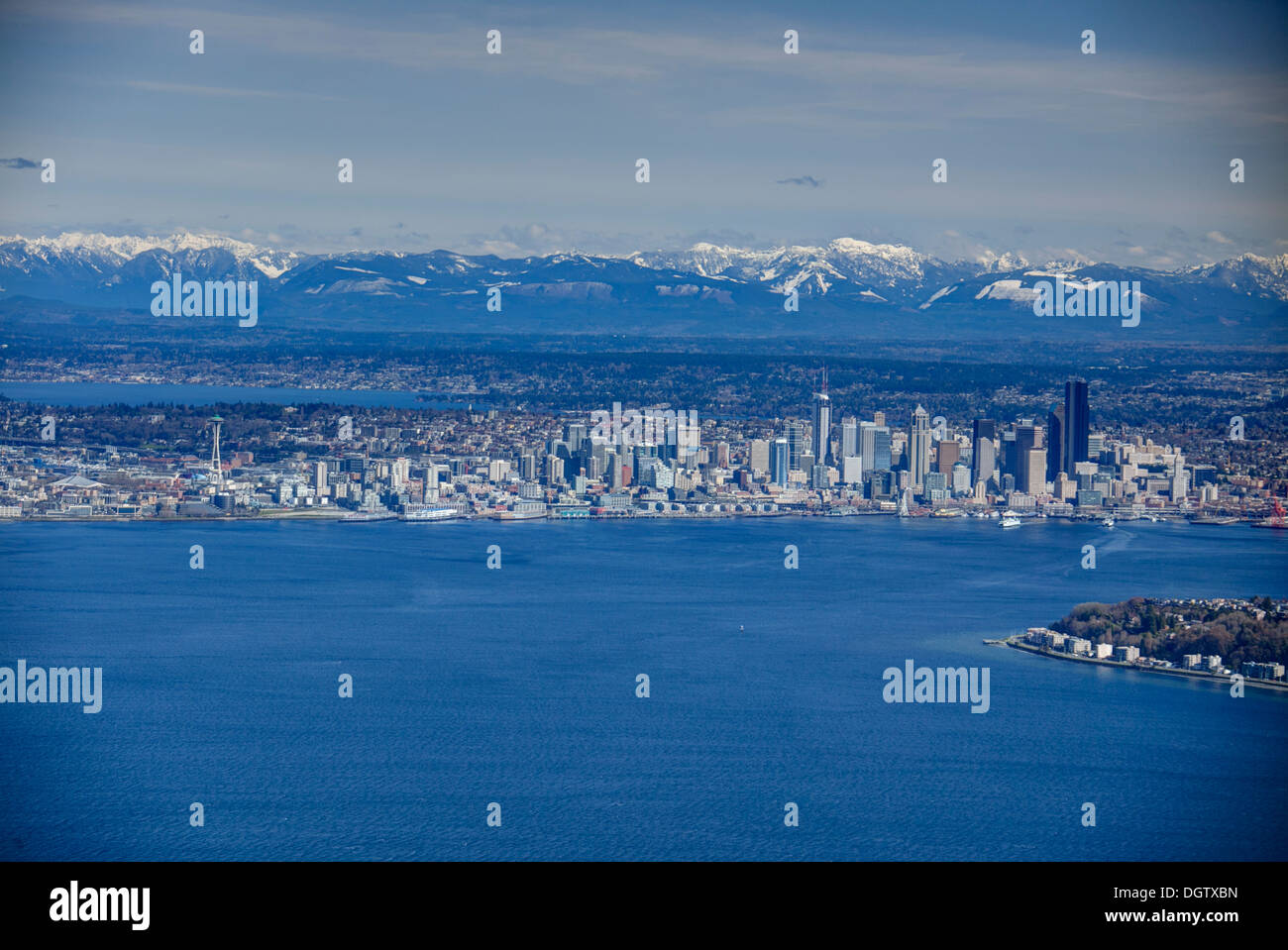 Aerial view lake union hi-res stock photography and images - Alamy