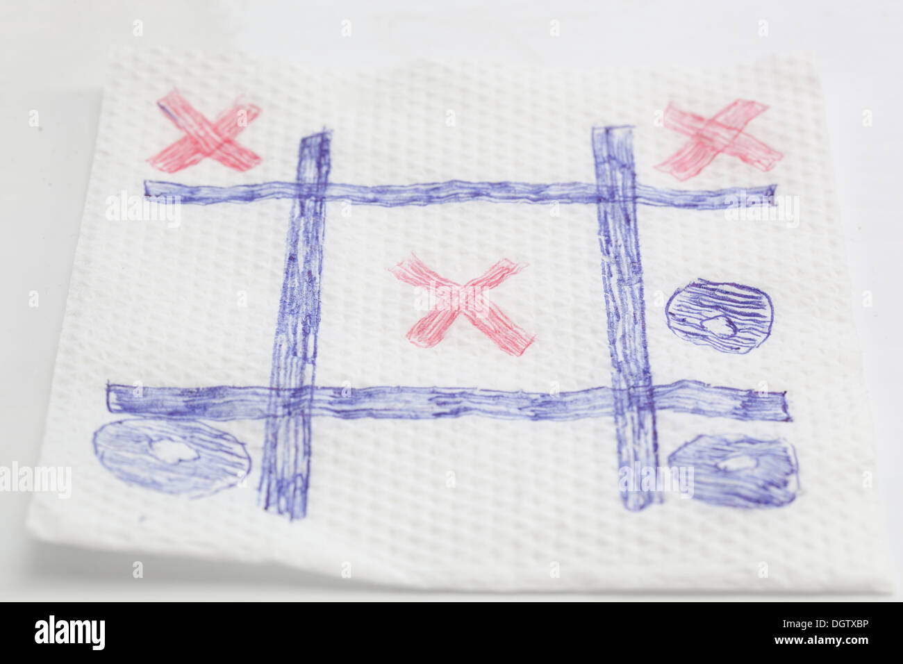 Illustration of tic tac toe hi-res stock photography and images - Alamy