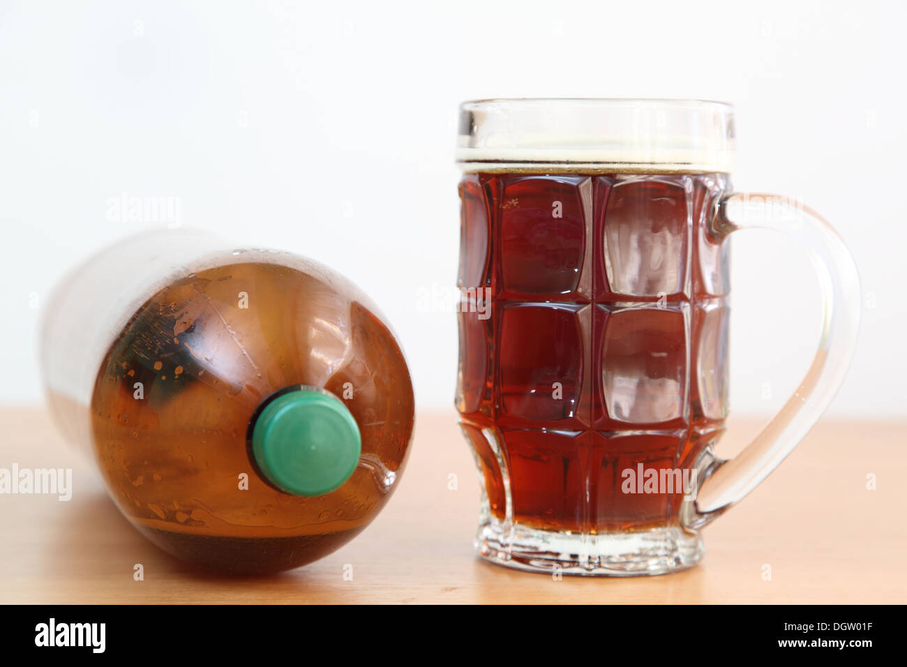 Litre beer glass hi-res stock photography and images - Alamy