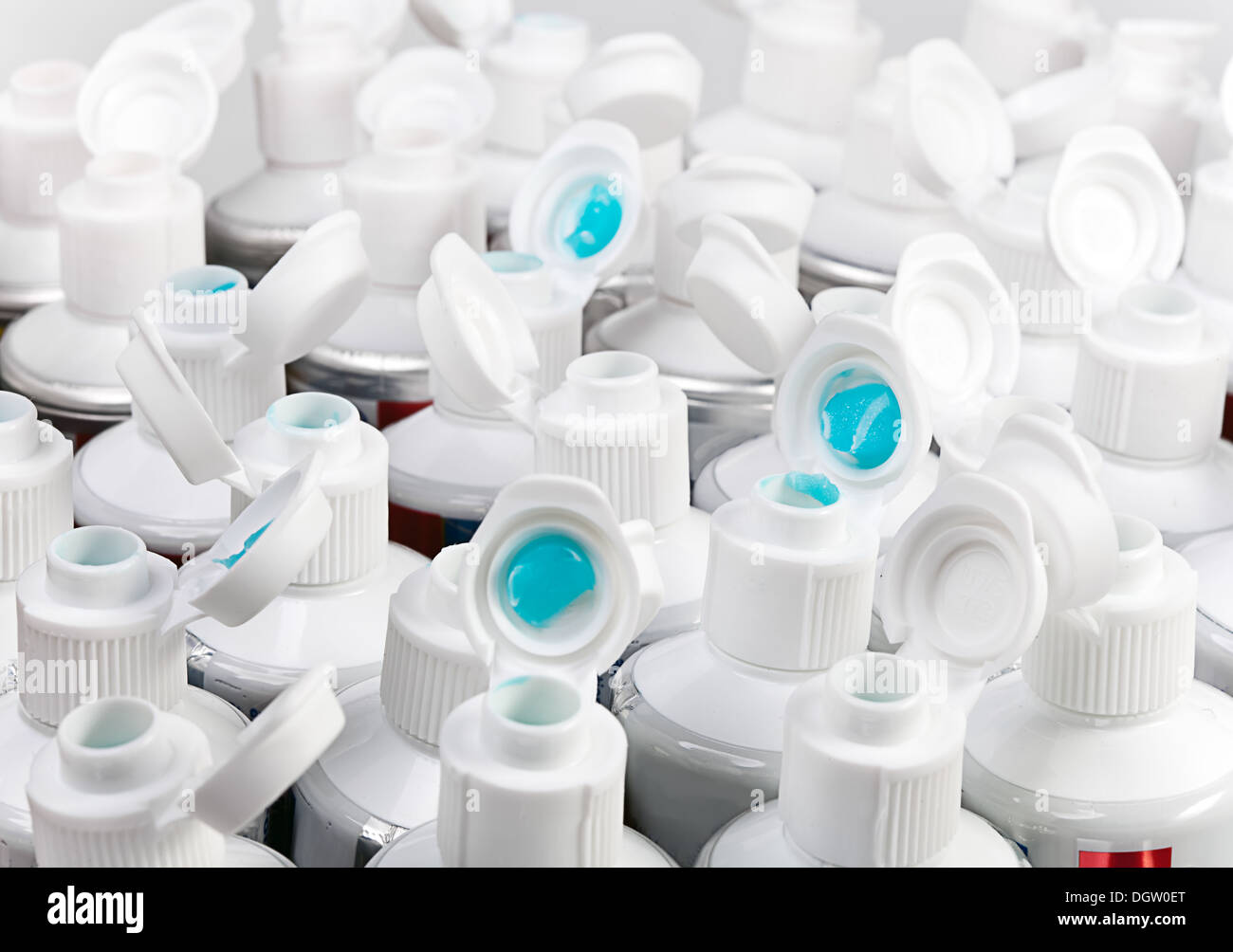 Toothpaste tubes hi-res stock photography and images - Alamy