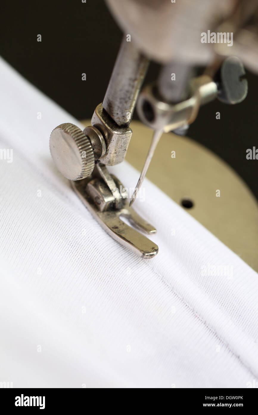 sewing machine and the needle Stock Photo - Alamy