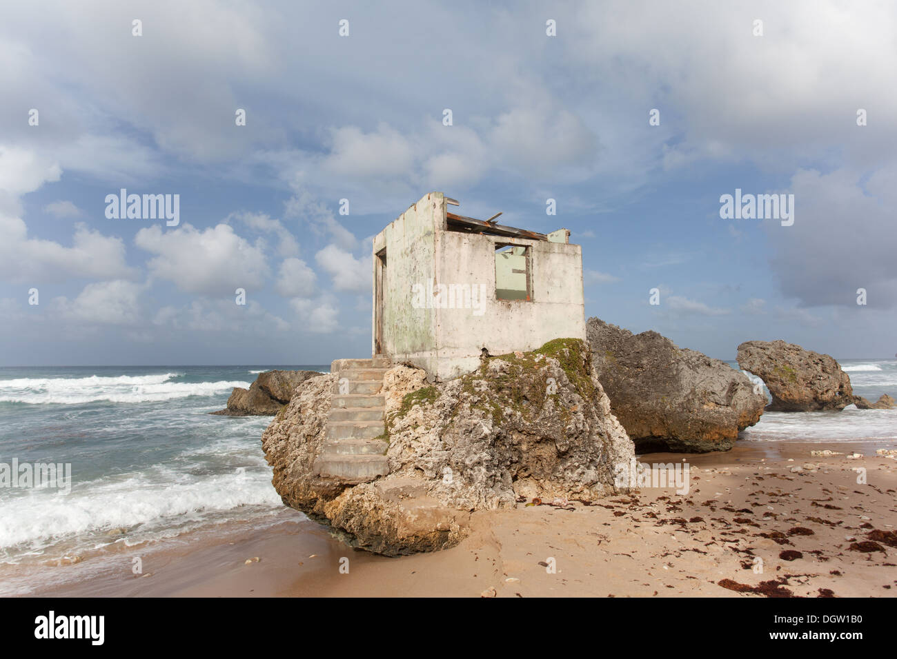 House on the beach in Bashiba in Barbados Stock Photo - Alamy