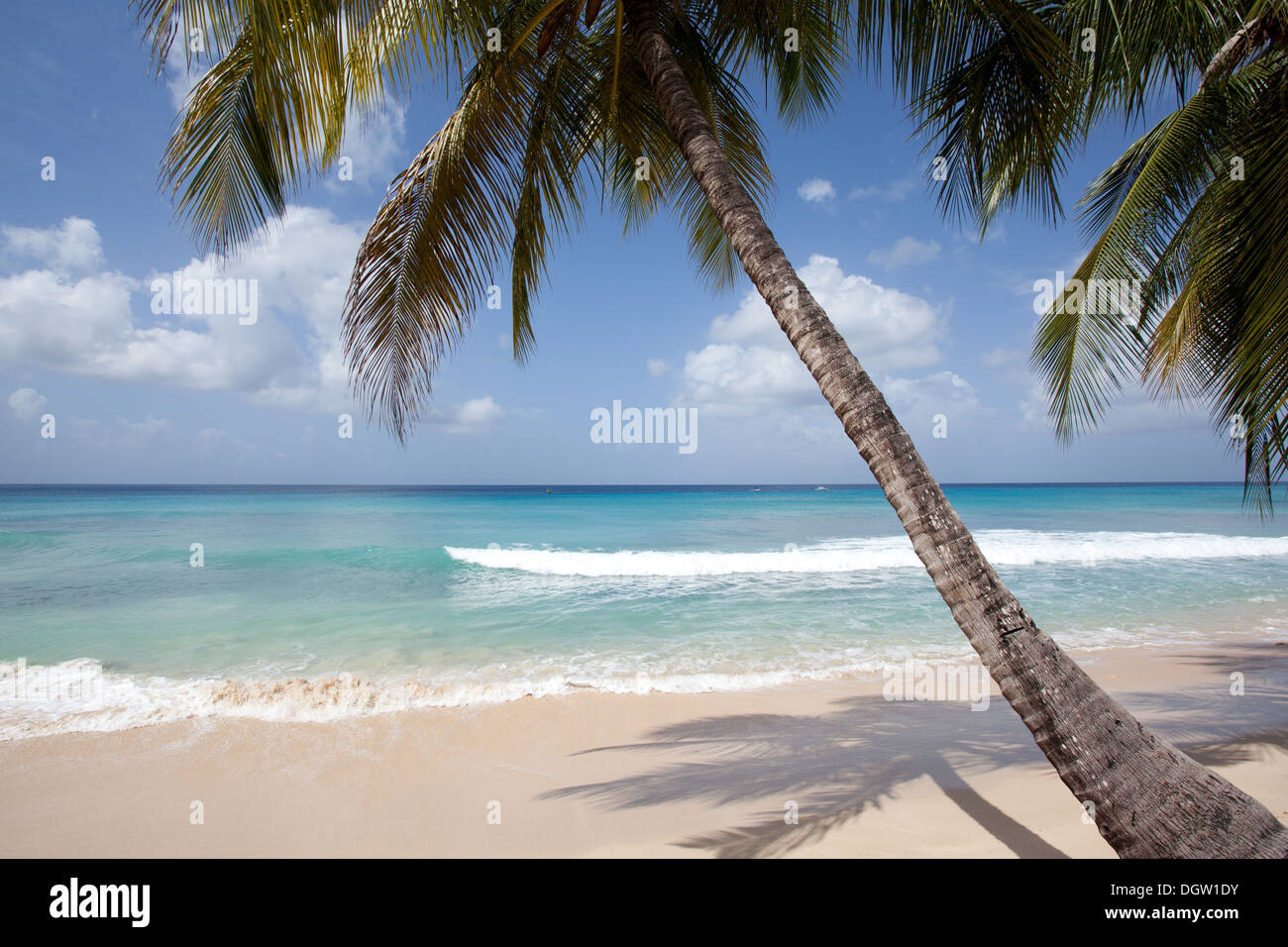 Beach in barbados view hi-res stock photography and images - Alamy