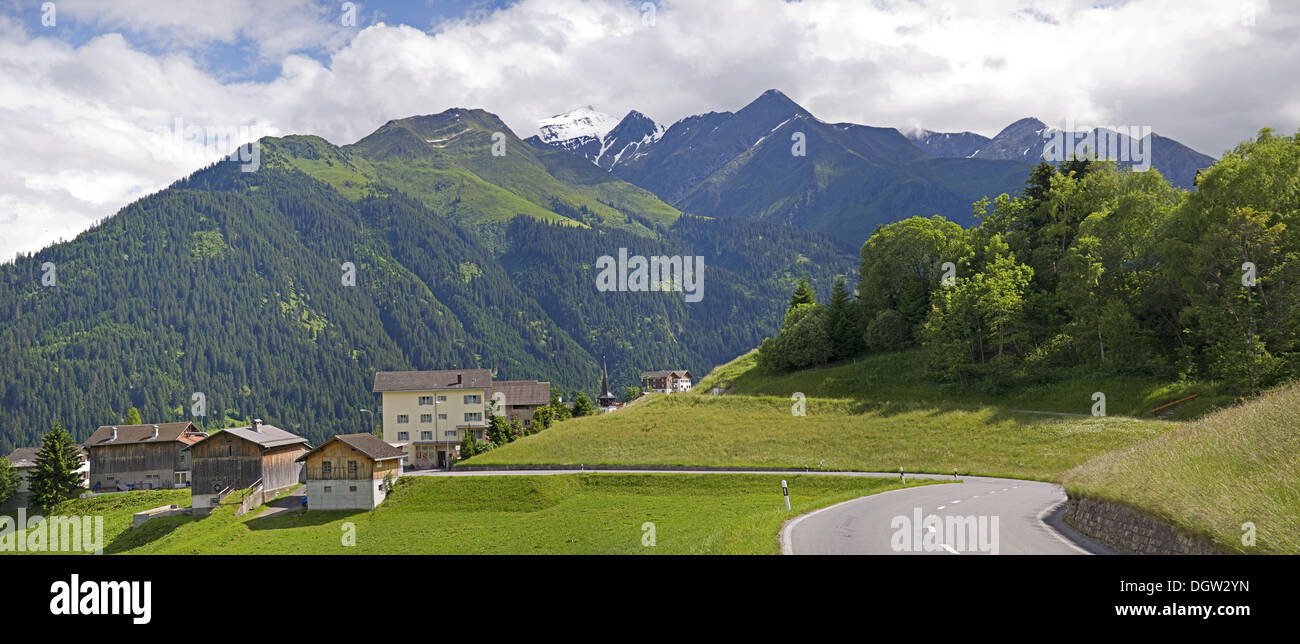 Mountain landscape village foot hi-res stock photography and images - Alamy