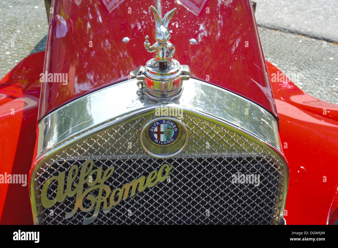 Retro car alfa hi-res stock photography and images - Alamy