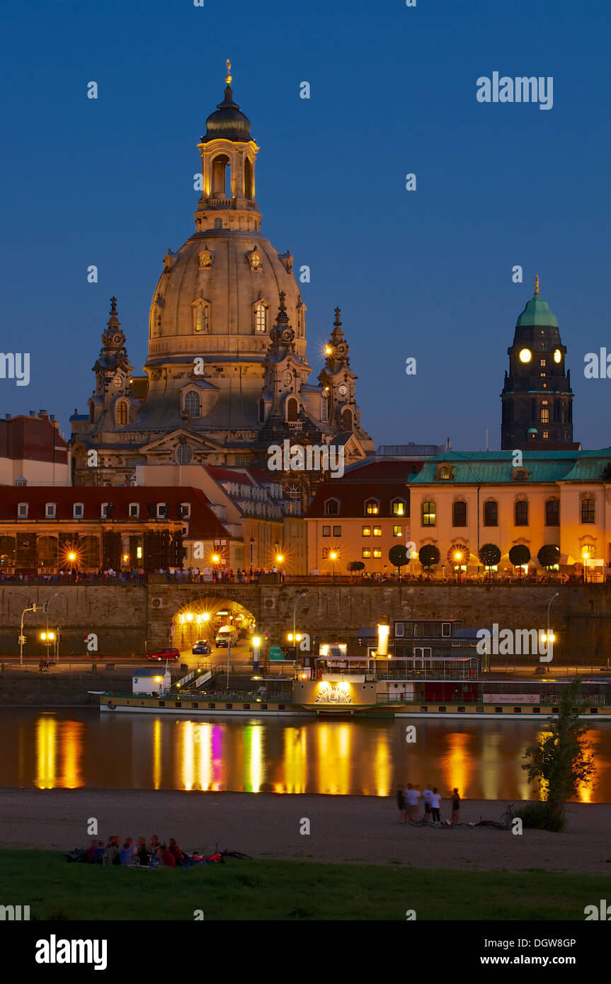Dresden frauenkirche silhouette hi-res stock photography and images - Alamy
