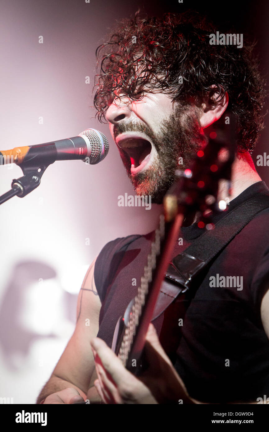 Foals band hi-res stock photography and images - Alamy