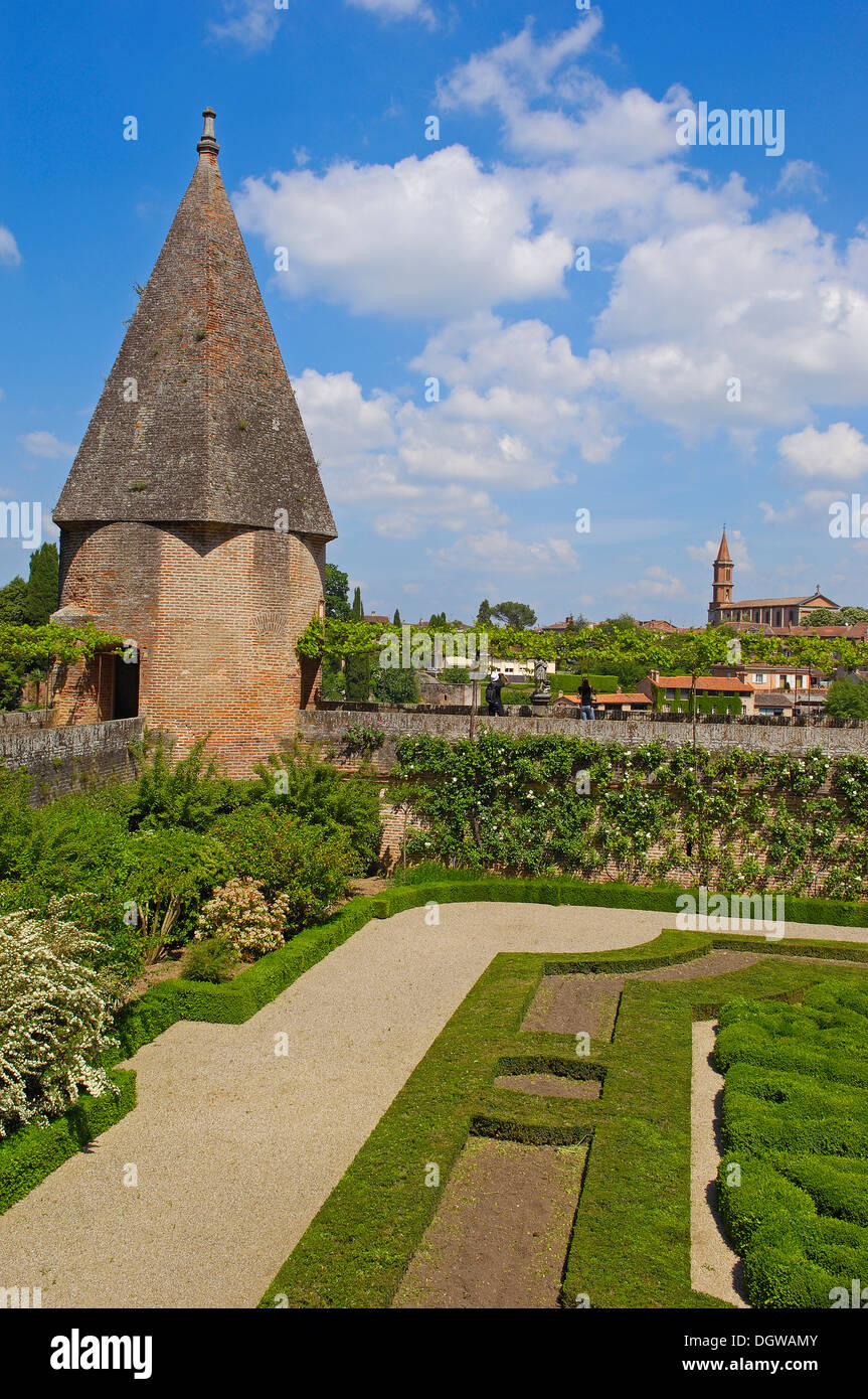 Albi, Palais de la Berbie, Toulouse Lautrec museum, French Garden, Tarn ...