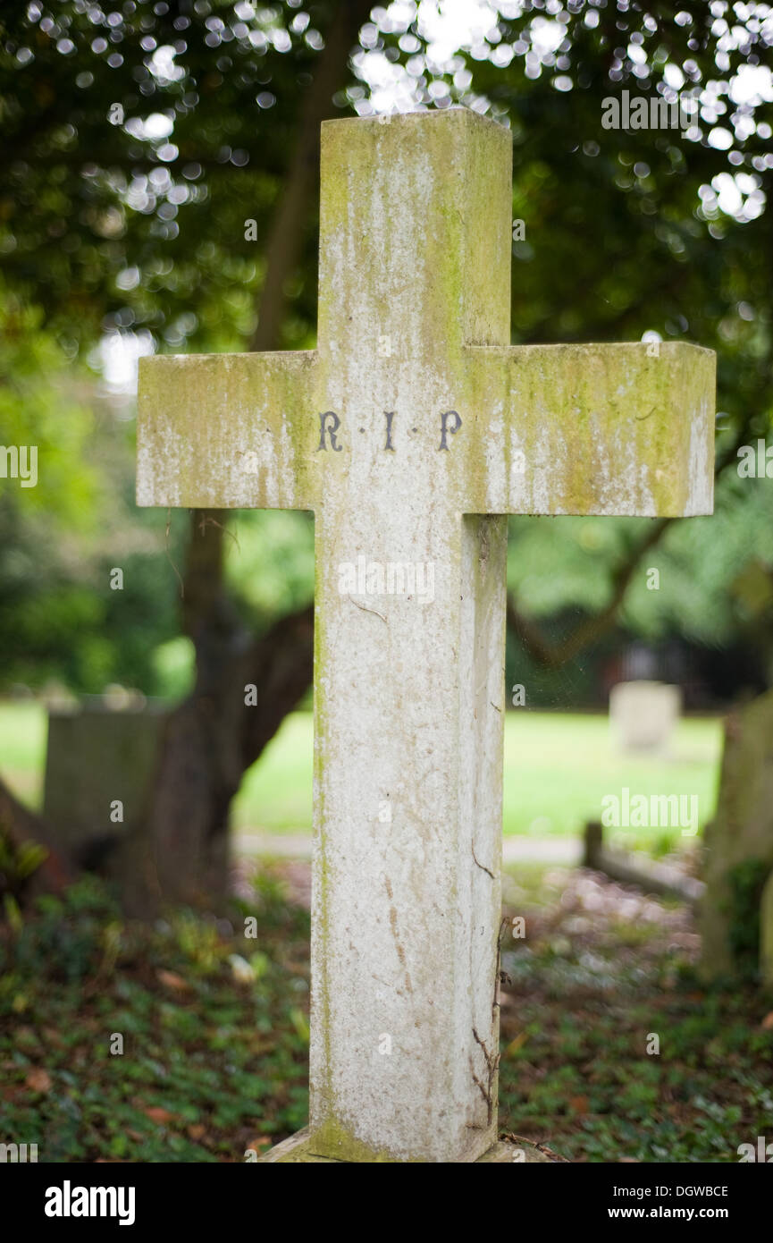 Headstone rip hi-res stock photography and images - Alamy