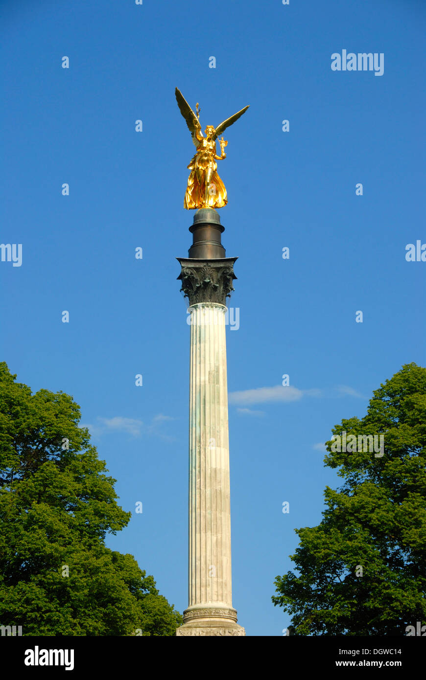 Monument, golden statue, golden angel of peace, Corinthian column ...