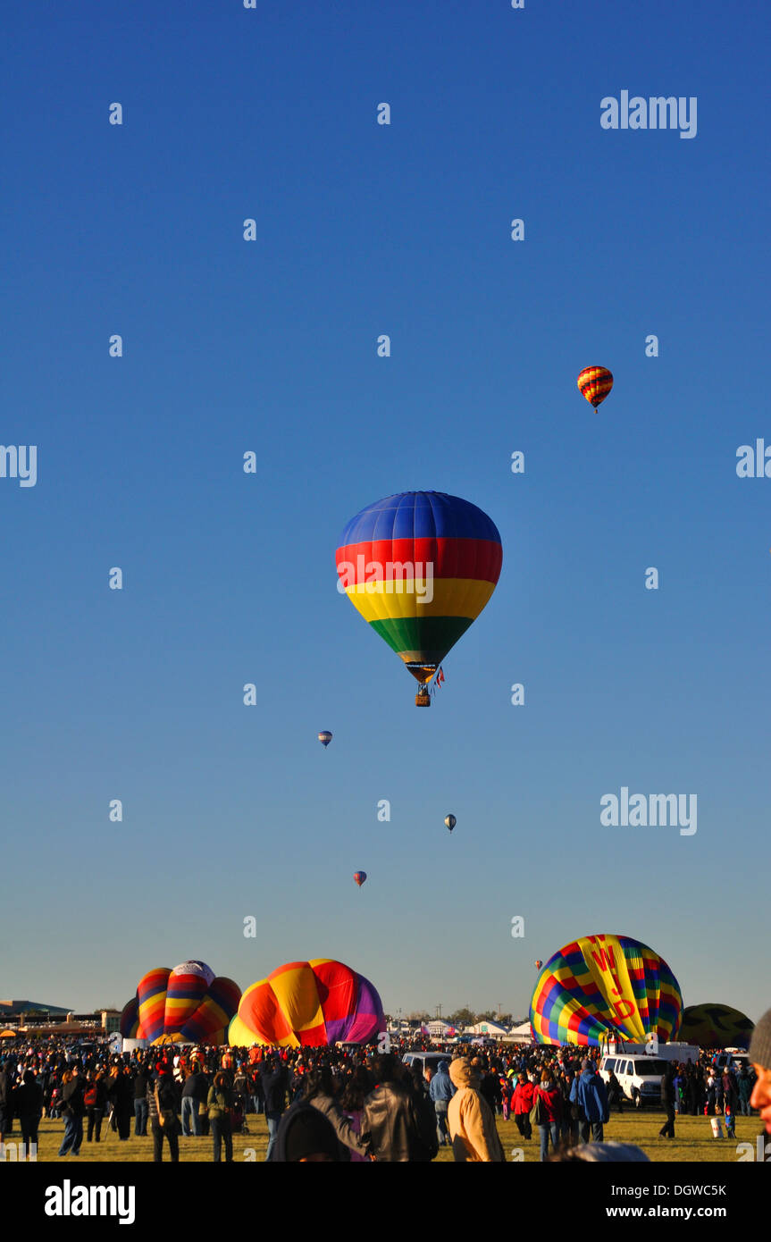 The Albuquerque International Balloon Fiesta in Albuquerque, New Mexico ...