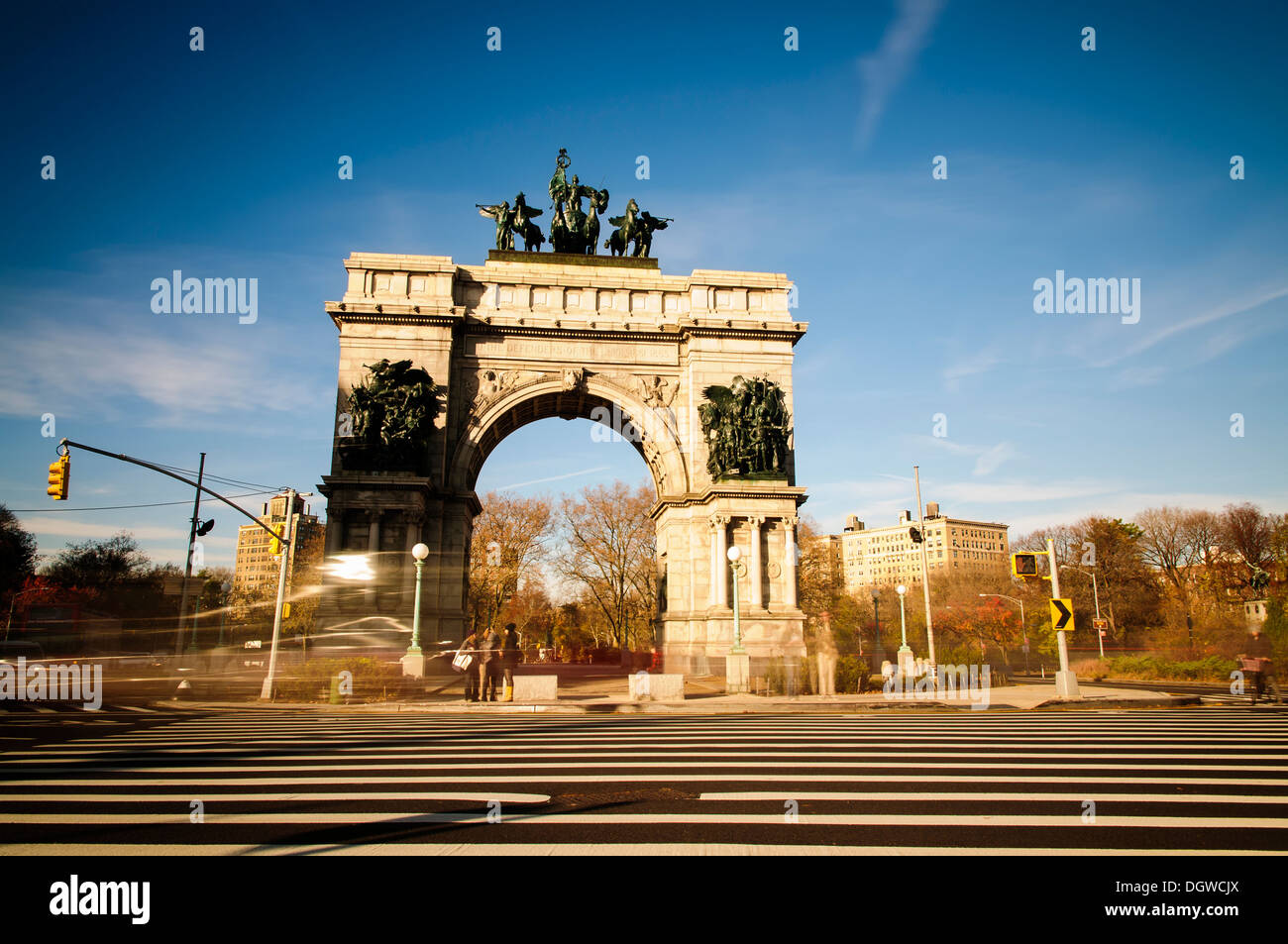 Soldiers and sailors arch hi-res stock photography and images - Alamy