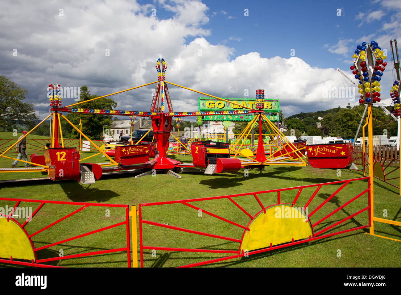 Funfair ride twister hi-res stock photography and images - Alamy