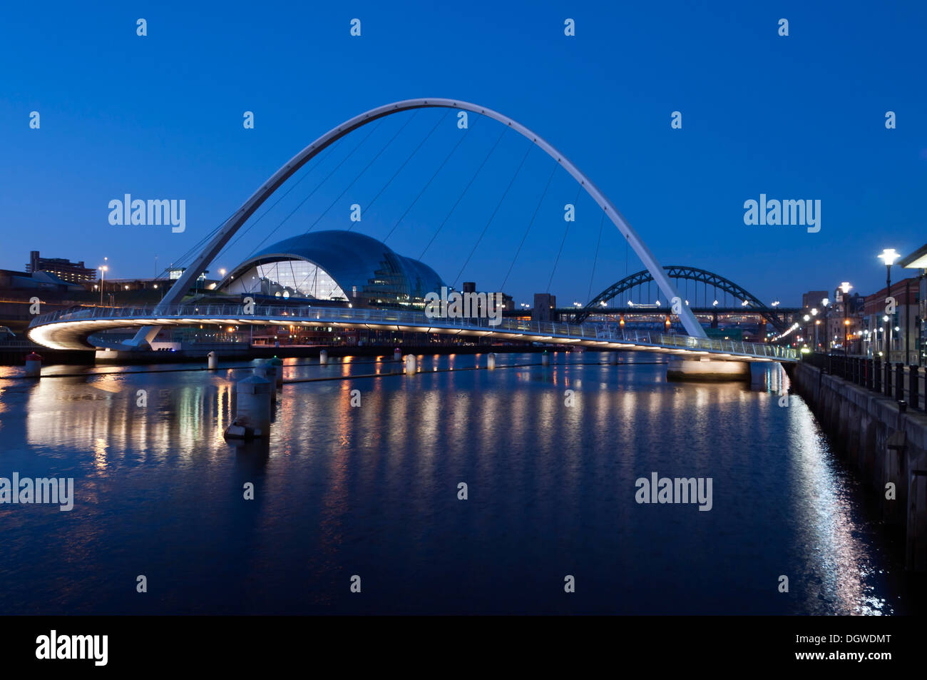 The Gateshead Millennium Bridge spanning the River Tyne between ...