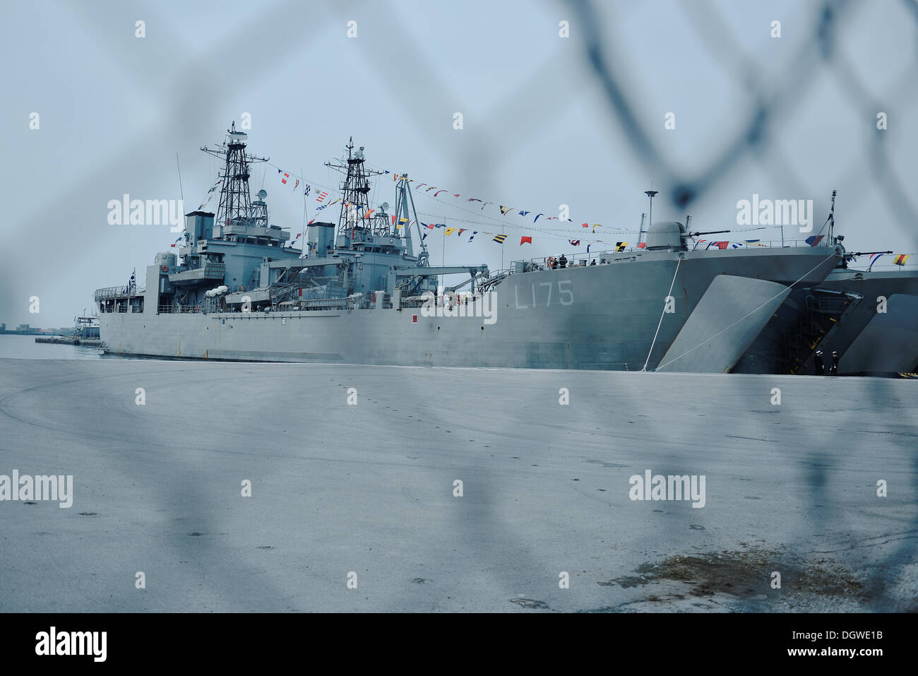 Landing ship tank hi-res stock photography and images - Alamy