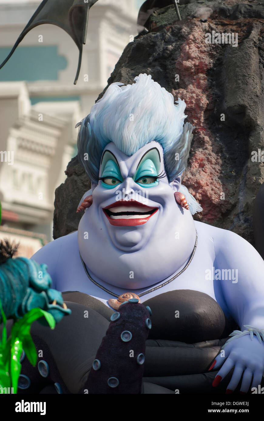 The little mermaid disney poster hi-res stock photography and images ...