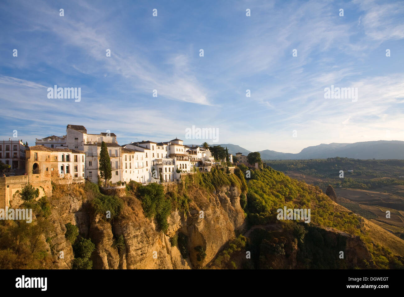 Historic cliff top buildings hi-res stock photography and images - Alamy