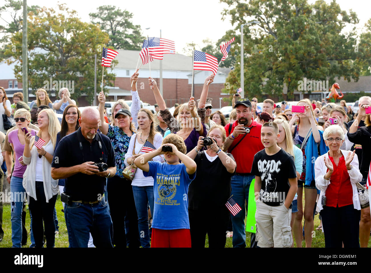 Returning families hi-res stock photography and images - Alamy
