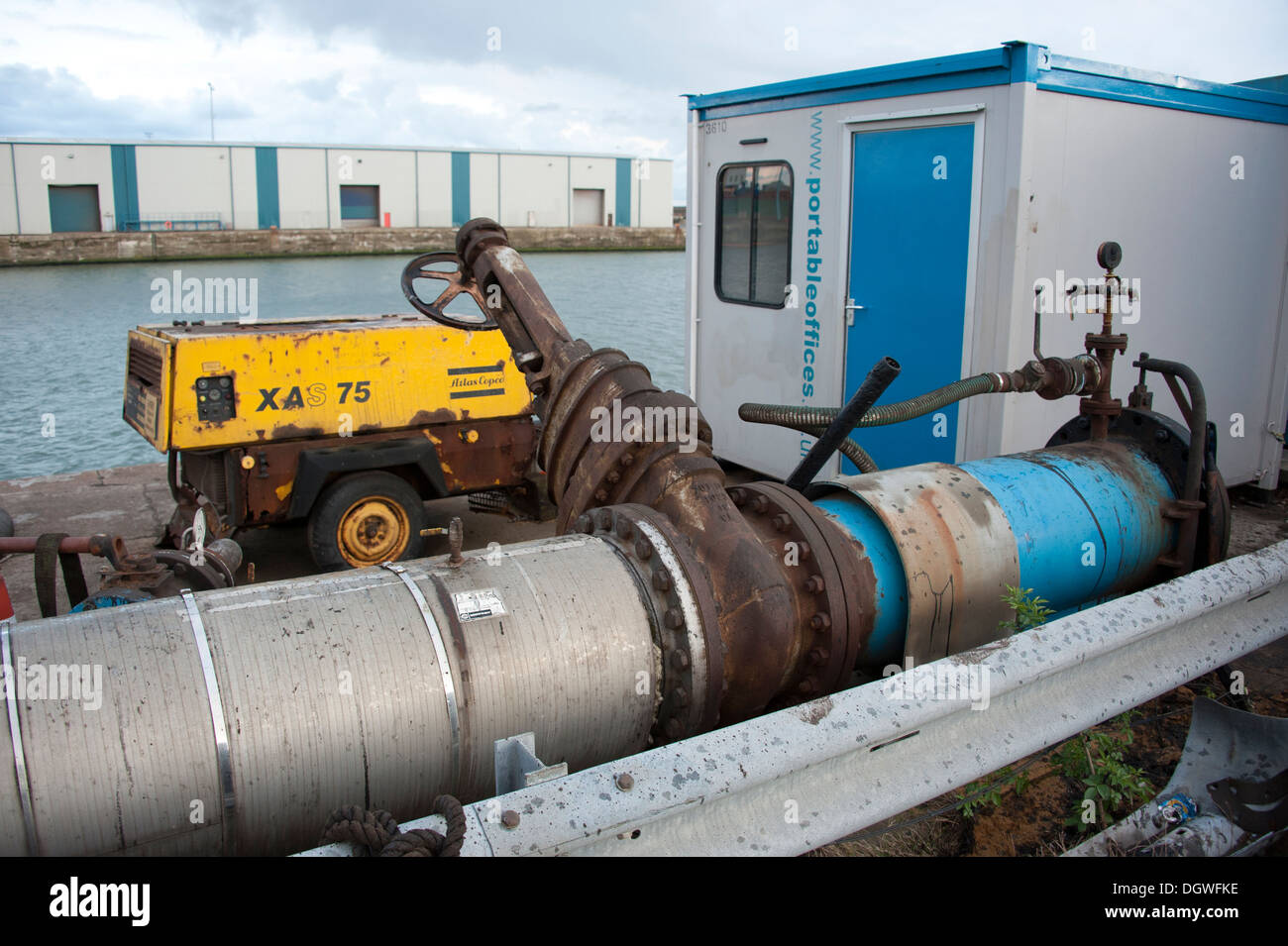 Large gas pipe gate valve isolation seal insulated Stock Photo - Alamy