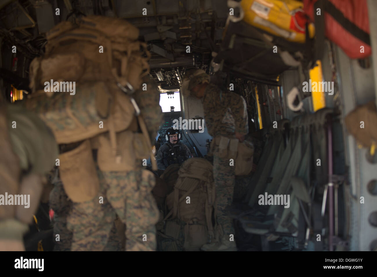 U.S. Marines from 1st Battalion, 5th Marine Regiment (1/5), 1st Marine ...