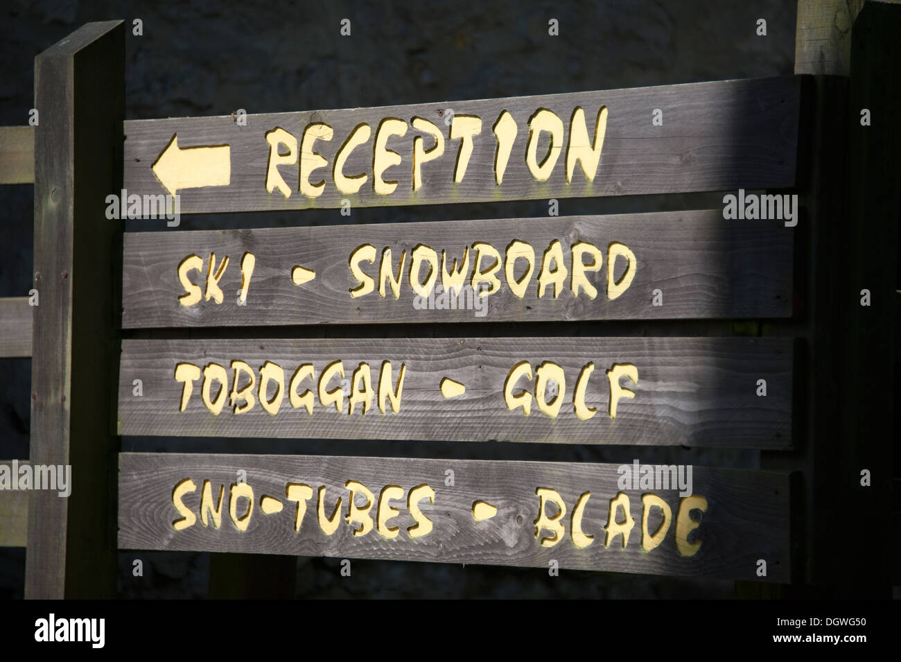 Reception Sign Ski Snowboard Toboggan Golf Blade Stock Photo - Alamy