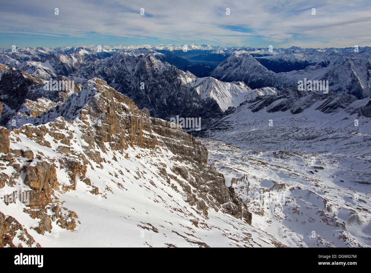 Zugspitzplatt plateau, Zugspitze Mountain, Wetterstein Mountains, Alps ...