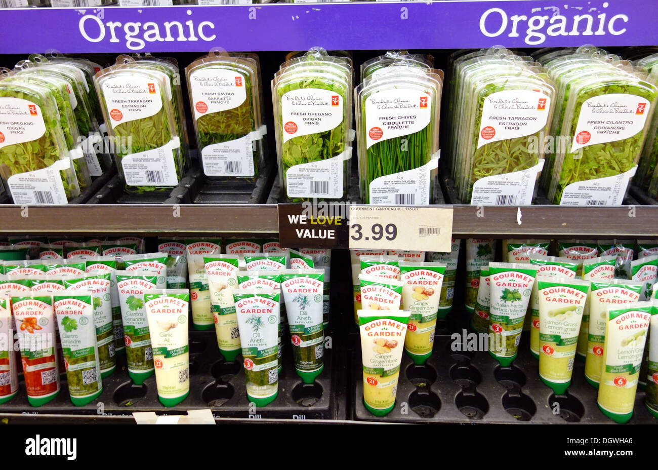 Organic herbs in a supermarket shelf Stock Photo - Alamy