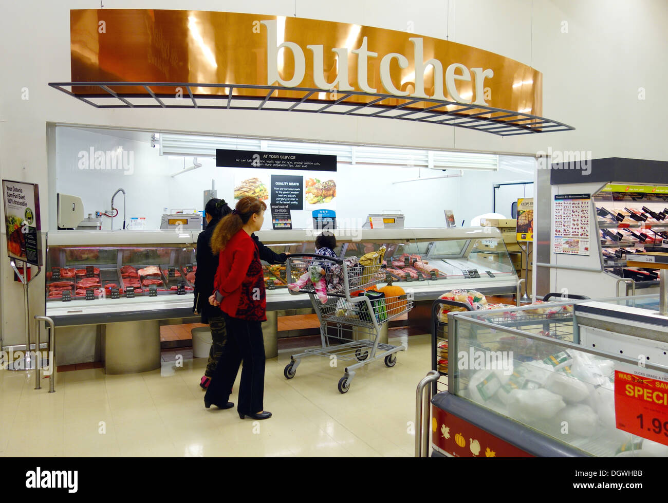 Butcher stand hi-res stock photography and images - Alamy
