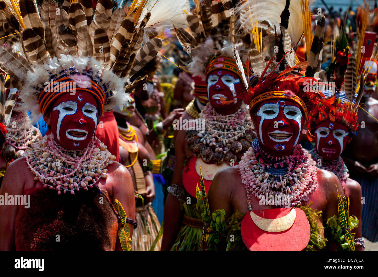 Tribesmen hi-res stock photography and images - Alamy