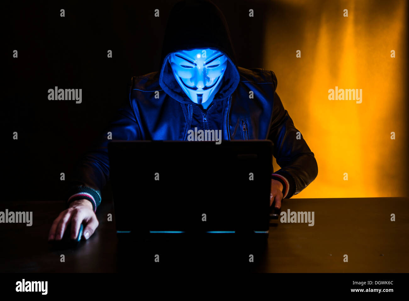 Anonymous hackers hi-res stock photography and images - Alamy