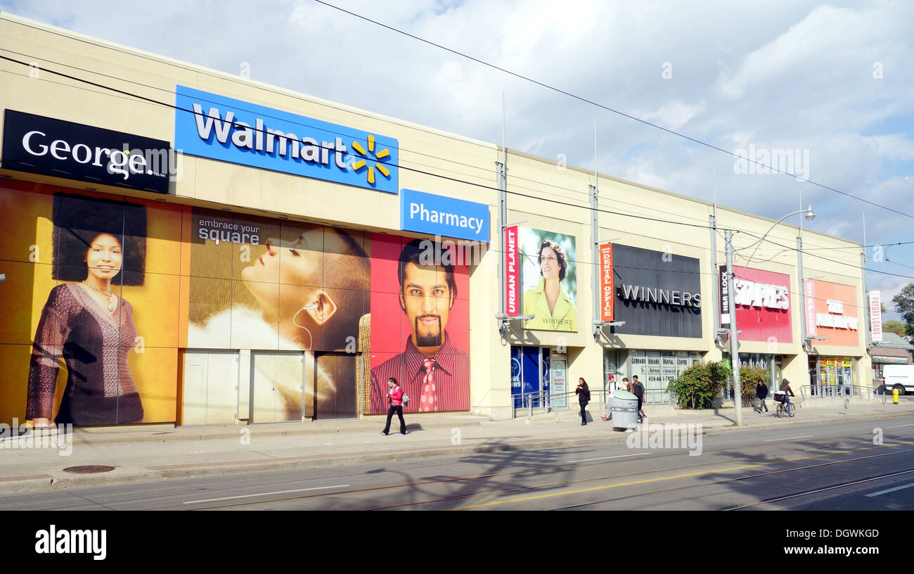 Walmart exterior hi-res stock photography and images - Alamy