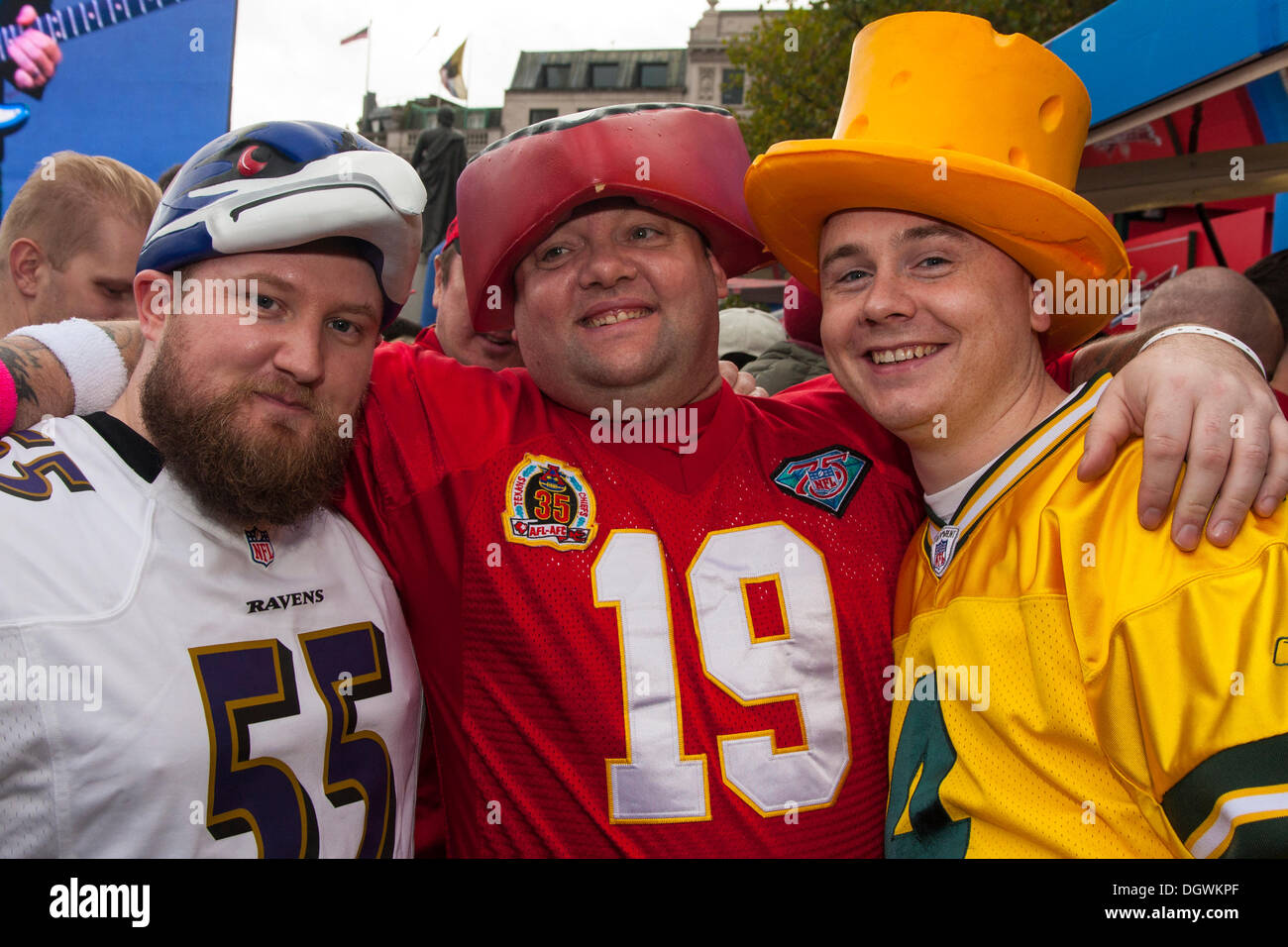 San francisco 49ers crowd hi-res stock photography and images - Alamy