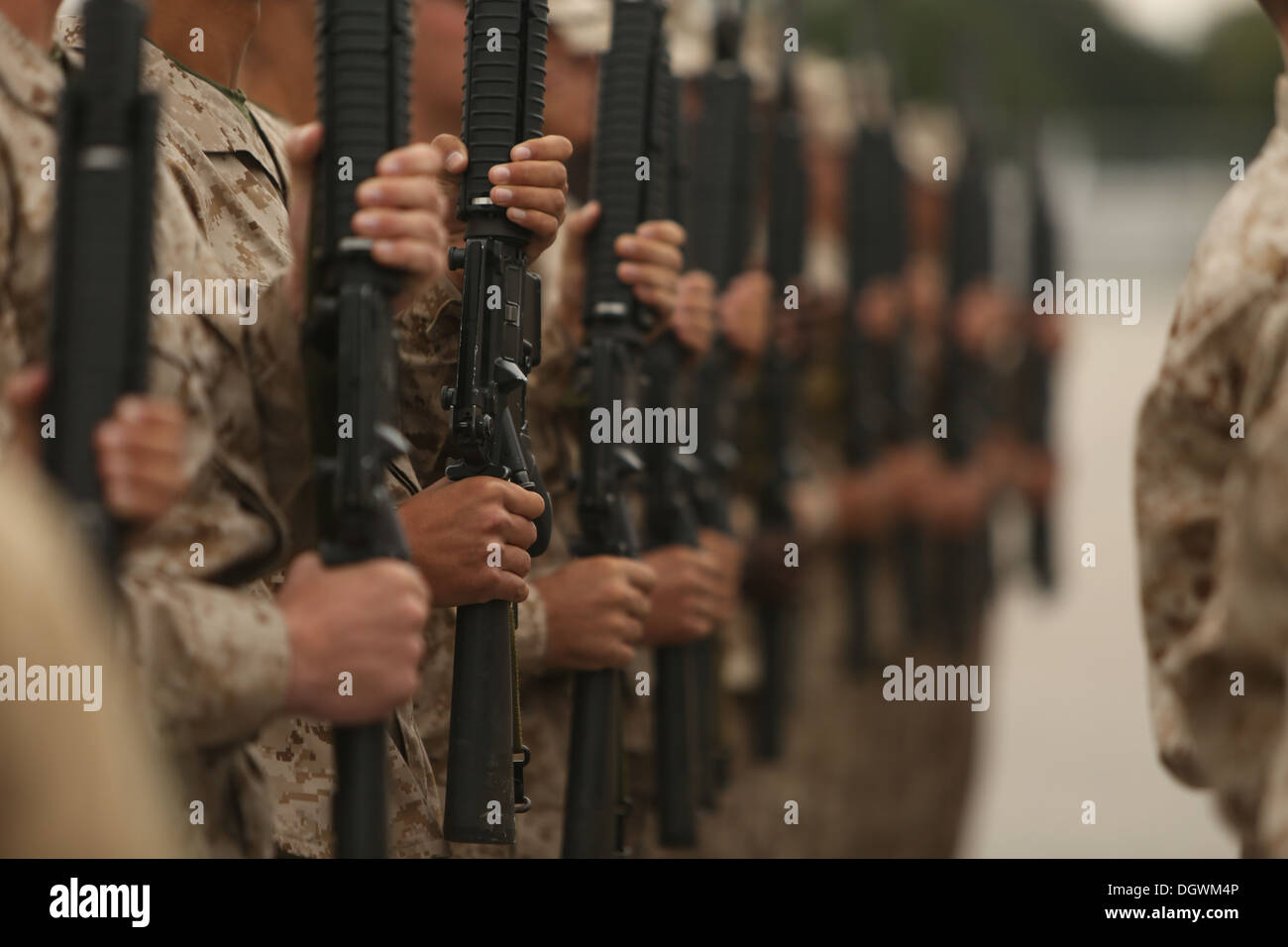 Recruits of Lima Company, 3rd Recruit Training Battalion, perform a ...