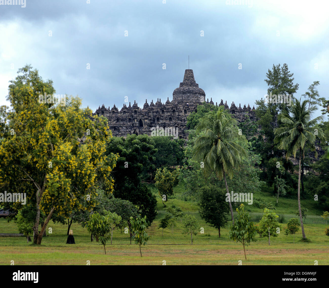Borobudur Temple Complex, UNESCO World Cultural Heritage Site ...