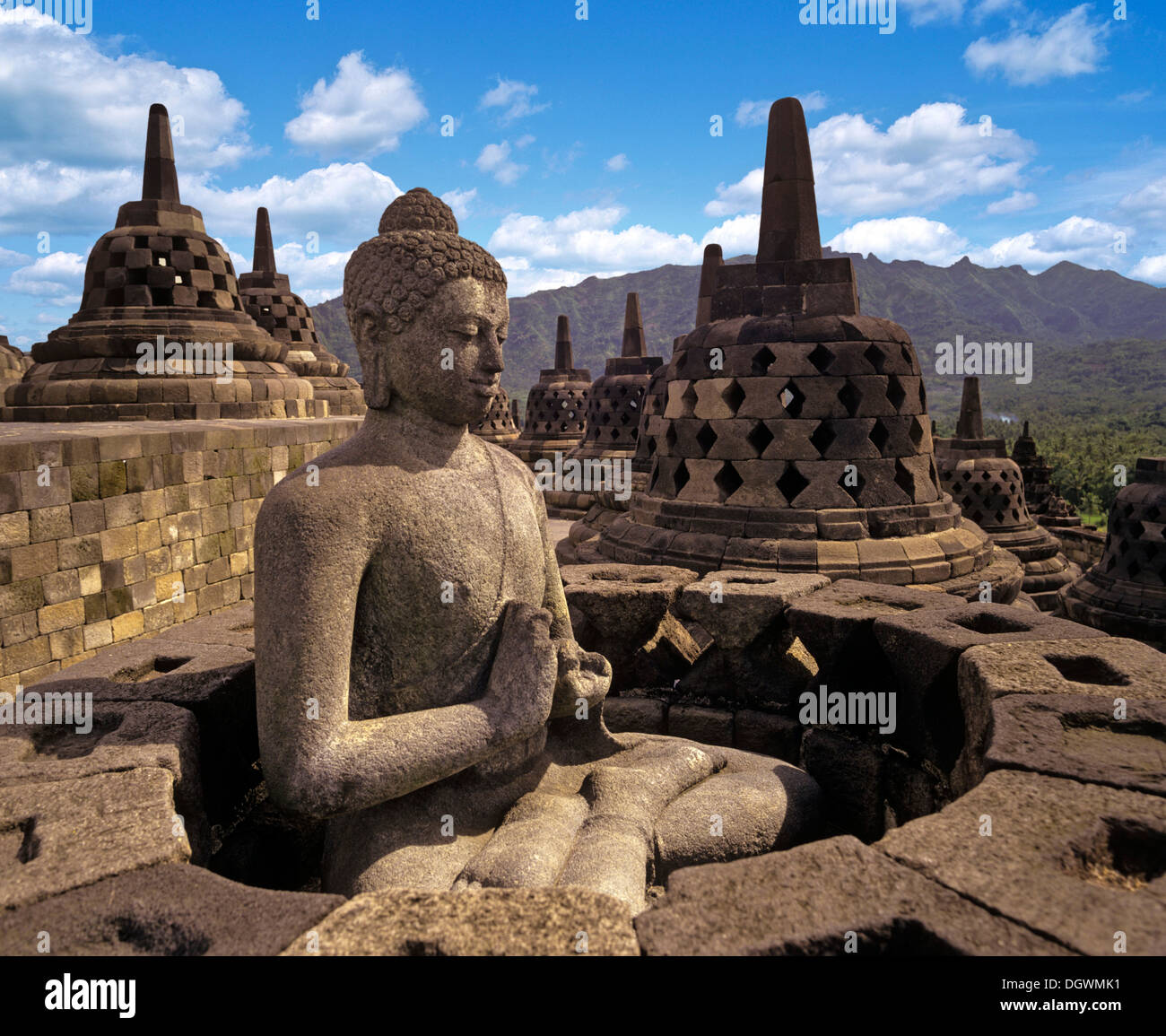 Partial view buddha statue hi-res stock photography and images - Alamy