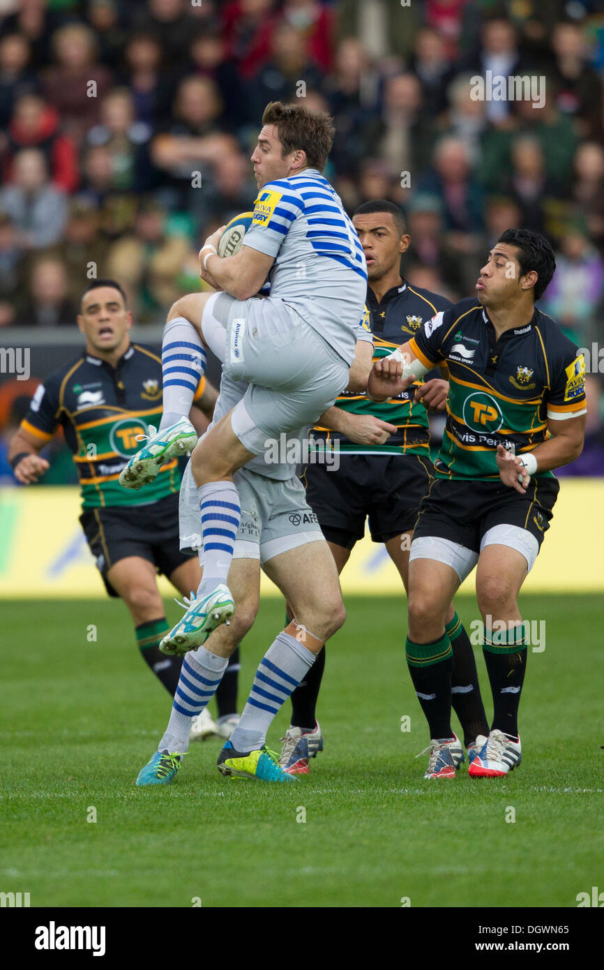 Northampton, UK. 26th Oct 2013. Saracens' Chris Wyles takes a high ball ...
