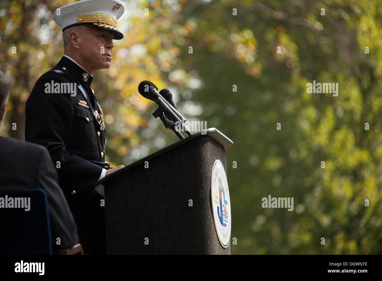 U.S. Marine Corps Gen. James F. Amos, 35th commandant of the Marine ...